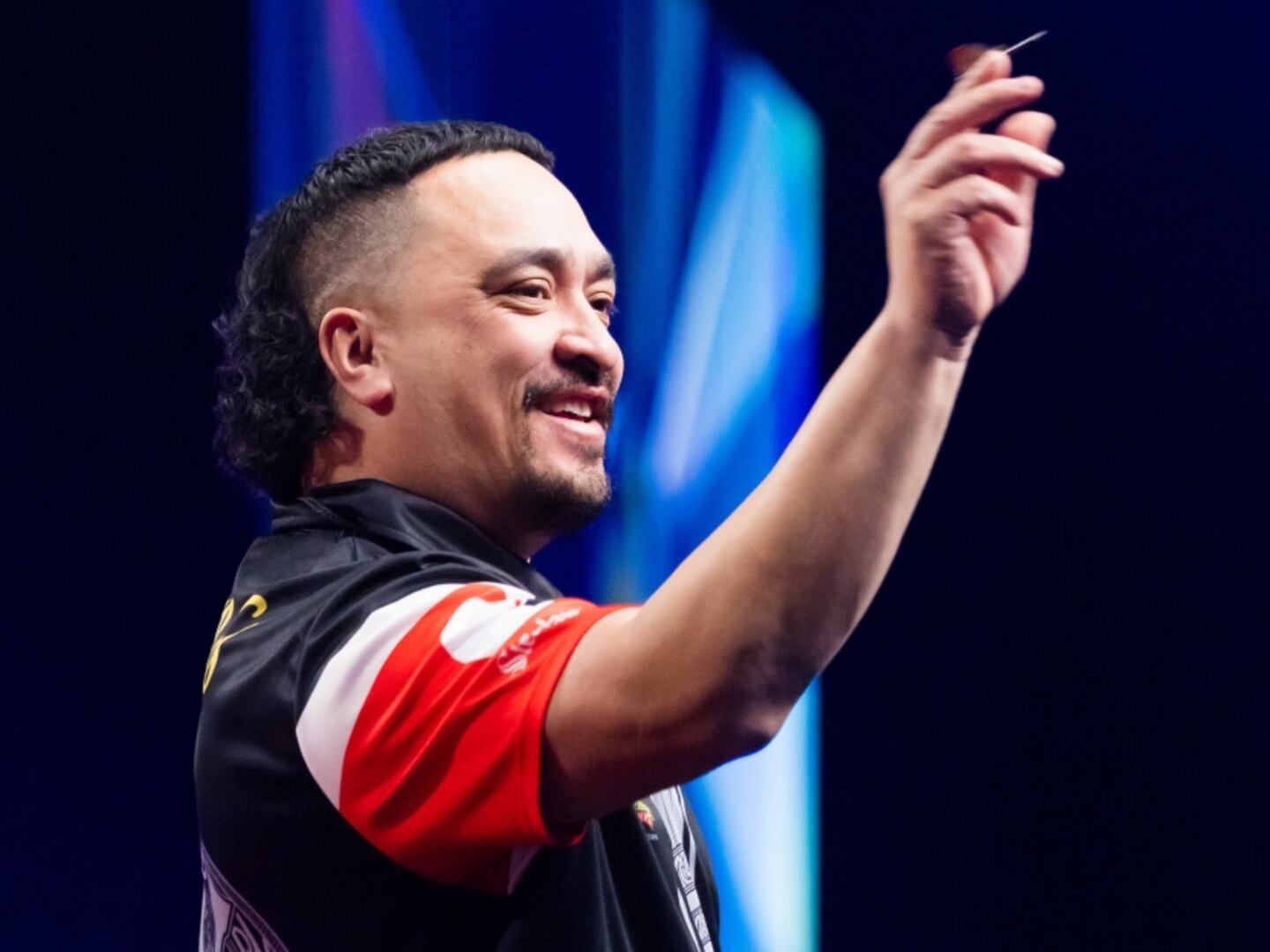 NZ darts star Haupai Puha becomes ‘human dart’ in Sky Tower stunt – Te ...
