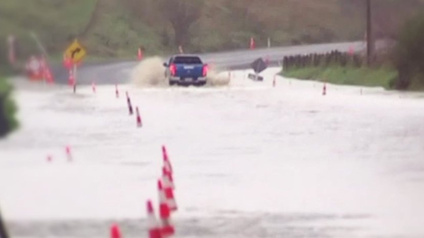 Iwi steps in to look after residents as heavy rain continues in Te Tai ...